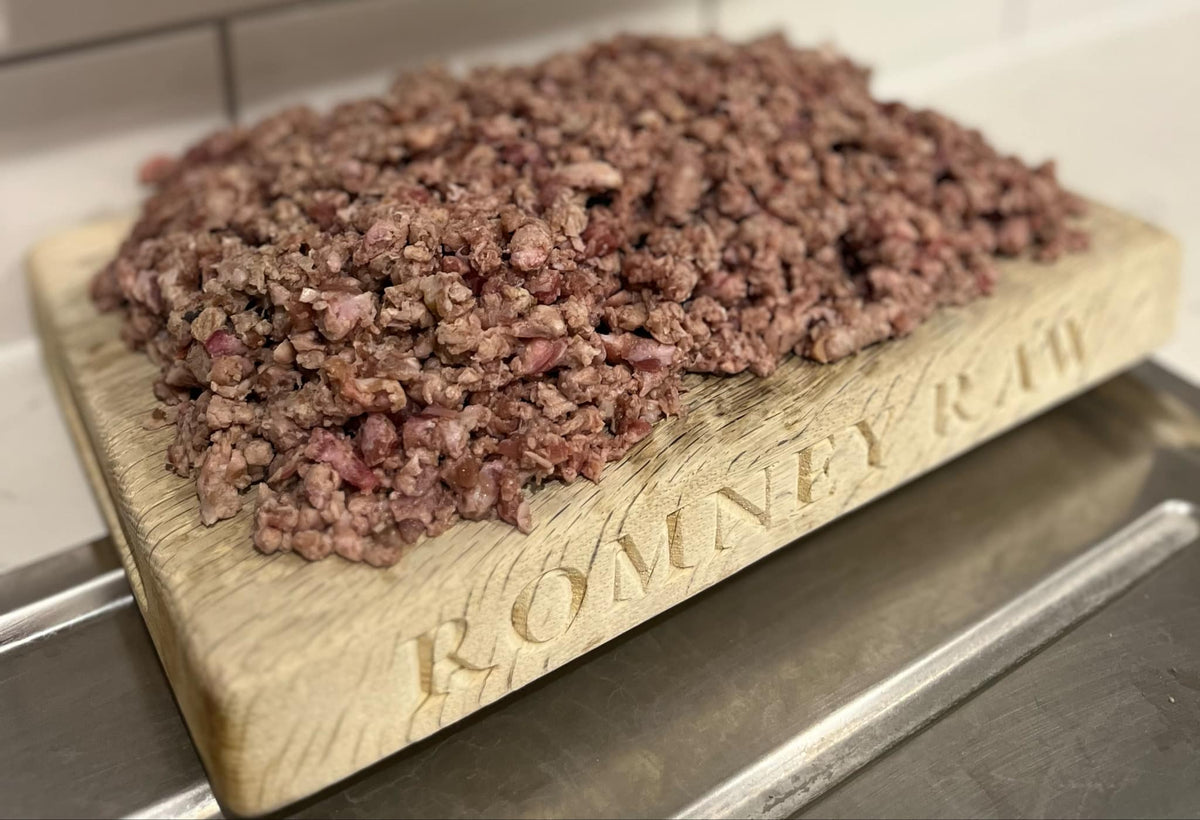 Durham Animal Feeds - Chunky Free Flow - Beef Mince - 1kg – Romney Raw